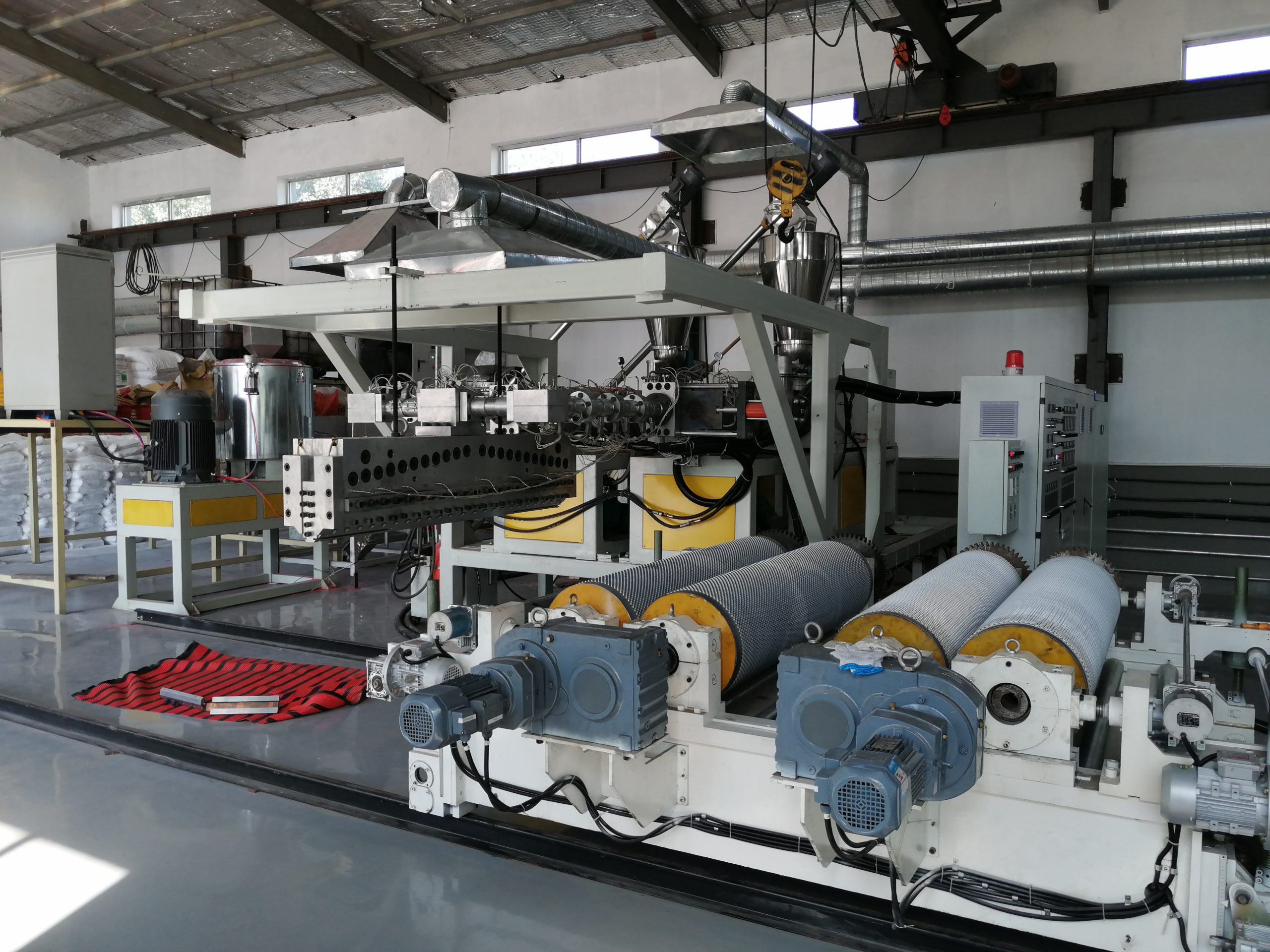 PVC Antislip Calender Mat Making Machine - XinRui