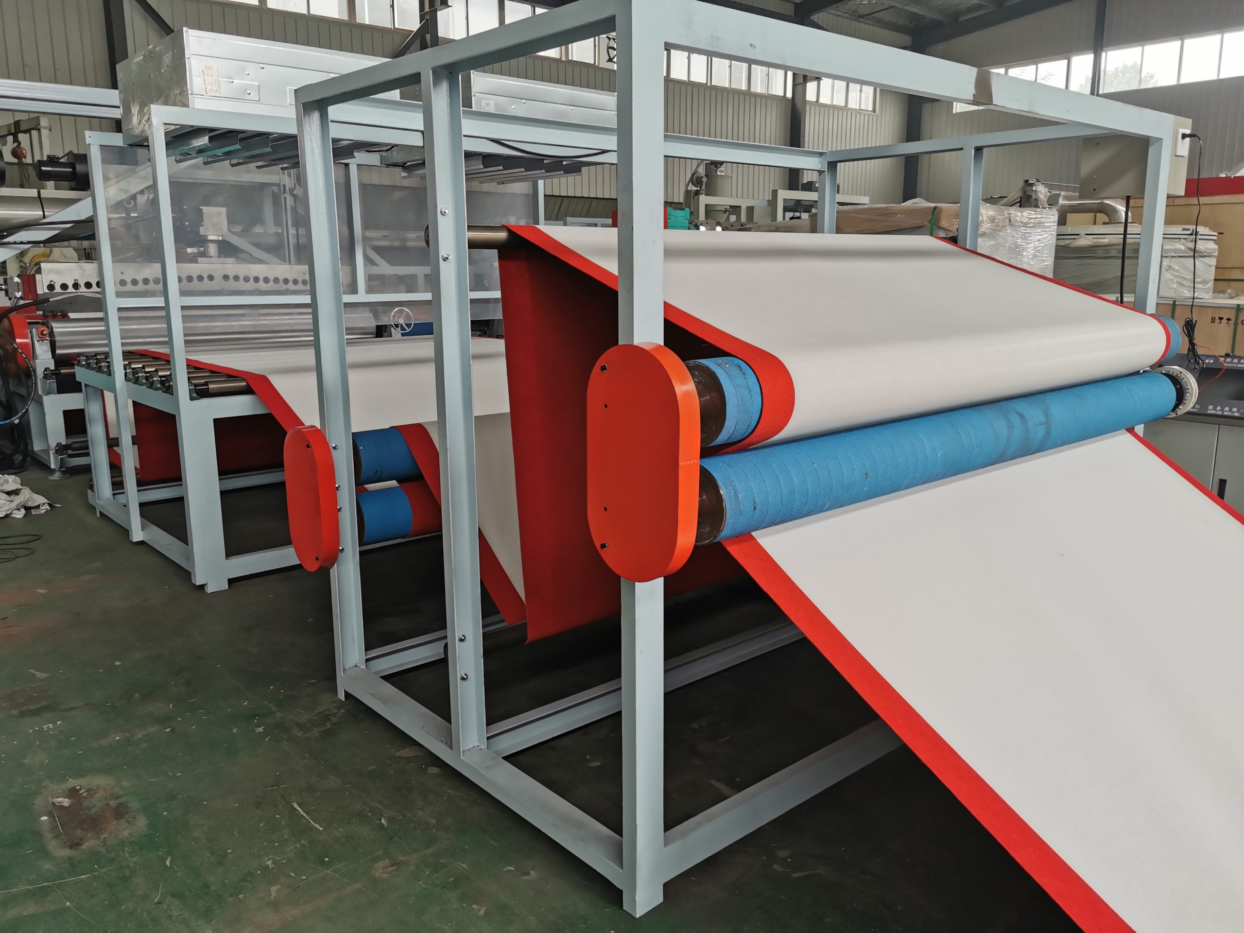 TPR TPE Carpet Back Coating Machine - XinRui